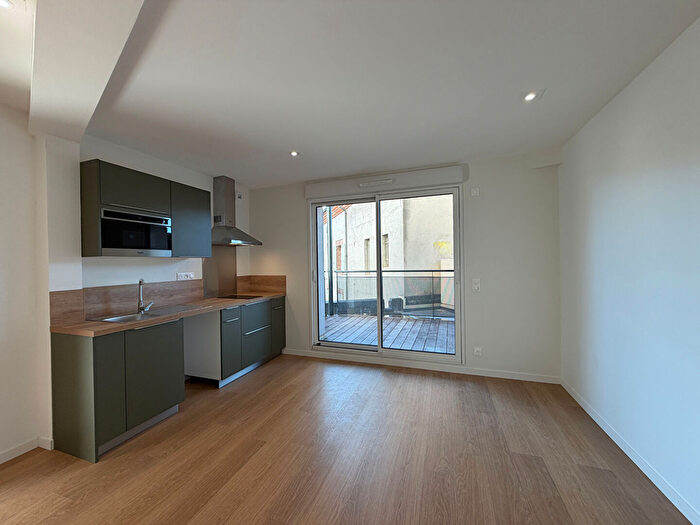 Appartement à louer - Albi, Centre-ville - 2 pièces - 1 chambre