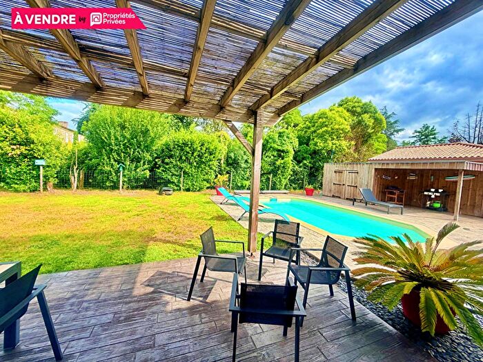 Maison 6 pièces à Camblanes-et-Meynac, à vendre