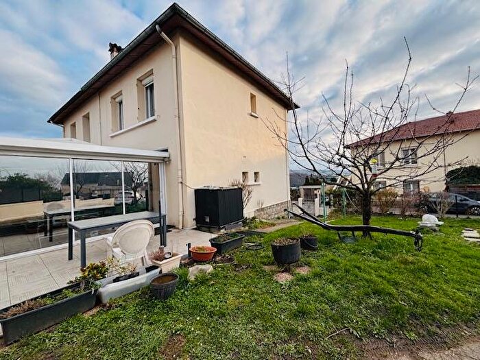 Maison à vendre - Saint-Jean-Bonnefonds - 5 pièces - 3 chambres