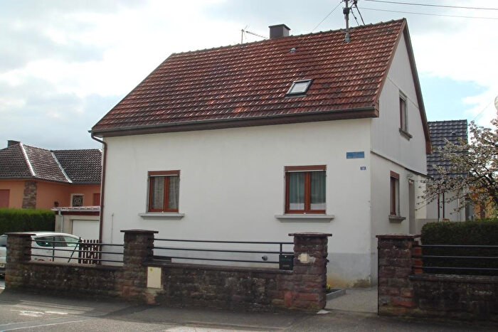 Maison à louer - Niedermodern - 4 pièces - 3 chambres