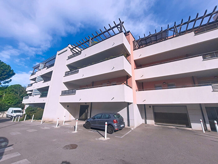 Appartement à vendre - Marseille e , Les Caillols - 3 pièces - 2 chambres