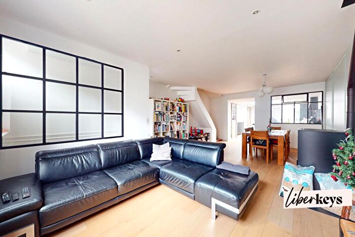 Maison à vendre - Hem, Lionderie, Baudets, Beaumont - 5 pièces - 4 chambres