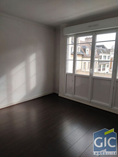 Appartement à louer - Caen, Saint-Jean Etudes, Saint-Gilles - 2 pièces - 1 chambre