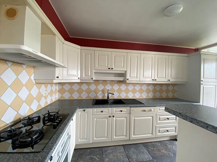 Appartement à louer - Périgueux - 3 pièces - 2 chambres