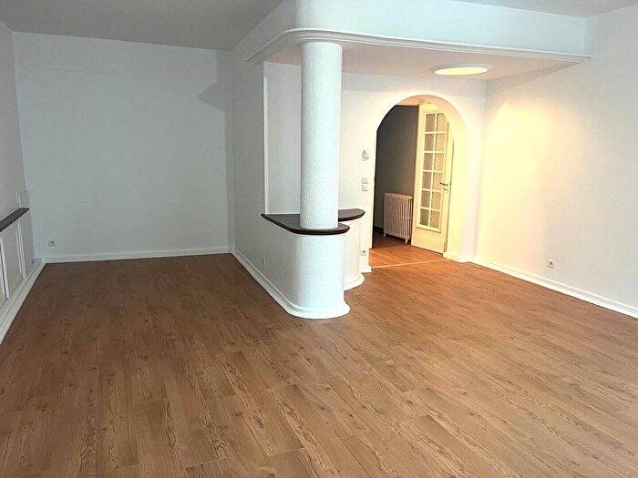 Appartement à louer - Chazelles sur Lyon - 3 pièces - 2 chambres