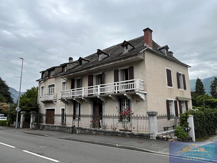 Maison à vendre - Argelès-Gazost - 11 pièces - 5 chambres