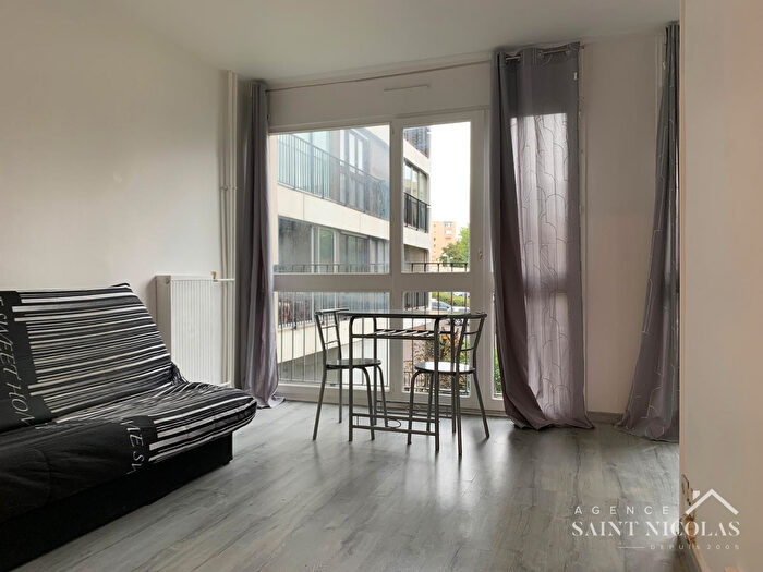 Appartement à vendre - Les Mureaux, Grand Ouest - 2 pièces - 1 chambre