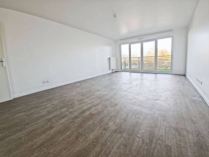 Appartement à louer - Verdun, Viroflay - 3 pièces - 2 chambres