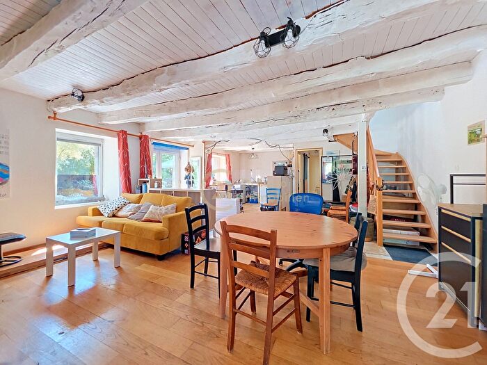Maison 4 pièces à Laurenan, à vendre