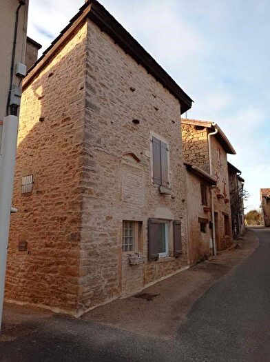 Maison 4 pièces à louer à Saint-Martin-Belle-Roche