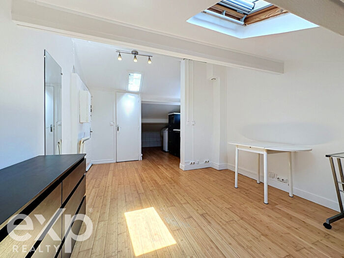 Saint-Denis, Romain Rolland - Appartement 1 pièce à vendre
