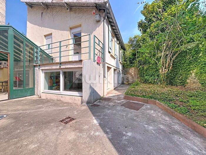 Maison à vendre - Lyon e  - 6 pièces - 3 chambres