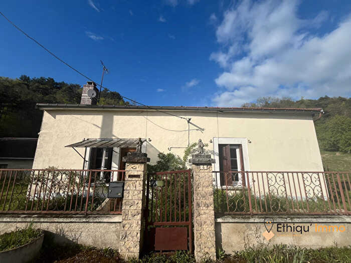 Maison à vendre - Dolancourt - 4 pièces - 3 chambres