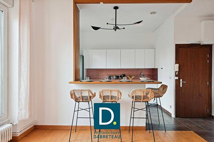 Appartement à louer - Ferrandière Maisons-Neuves, Villeurbanne - 2 pièces - 1 chambre