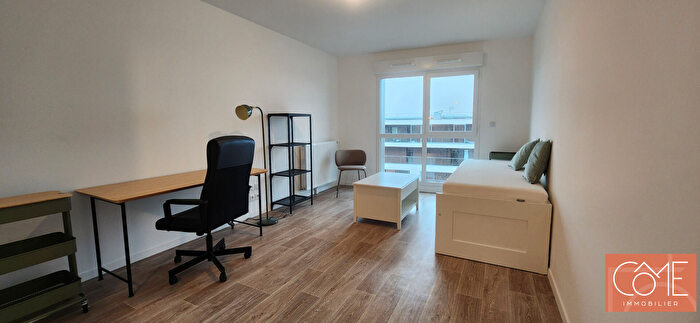 Appartement à louer - Quartiers Nord-Est, Les Longs Champs - 1 pièce