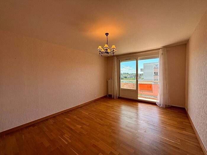 Briand Leclerc, Sens : Appartement 3 pièces à louer
