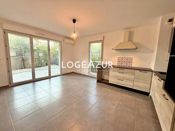 Appartement à vendre - Antibes, Rastines, Super Antibes, Laval, La Fontonne - 3 pièces - 2 chambres