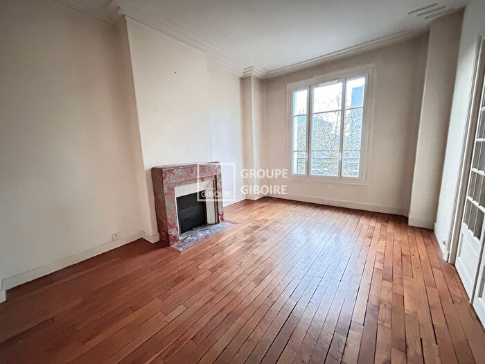 Appartement à vendre - Quartiers Ouest, Bourg lEvesque - 4 pièces - 2 chambres