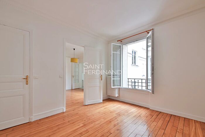 Appartement 2 pièces à Paris 18ème, Grandes Carrières, Clichy, à vendre