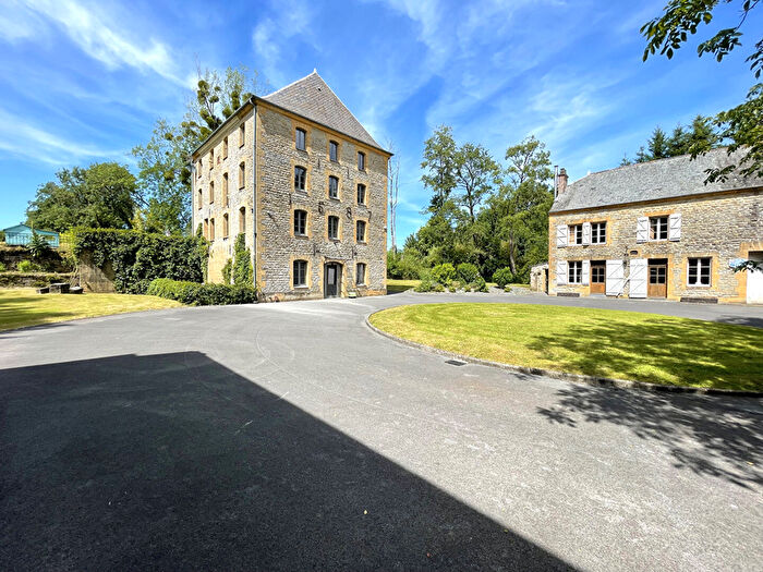 Maison 6 pièces à vendre - Tournes