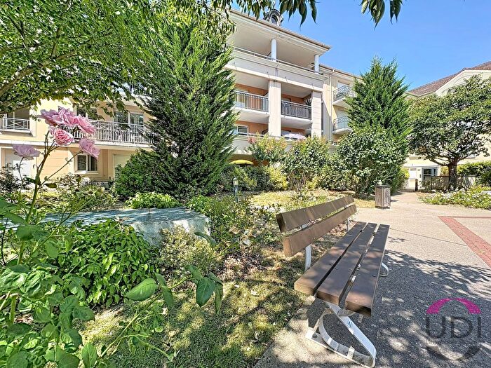 Appartement 3 pièces à vendre à Corbeil-Essonnes, Pressoir, Prompt