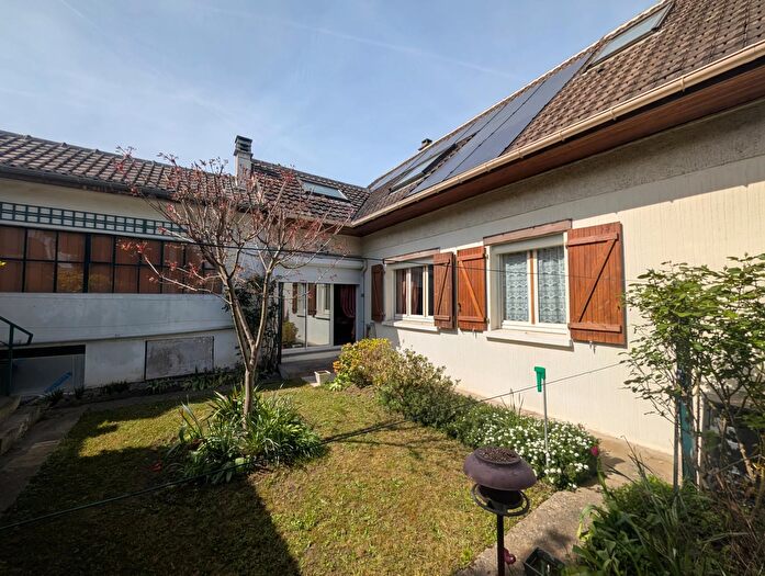 Les Clayes-sous-Bois - Maison 6 pièces à vendre