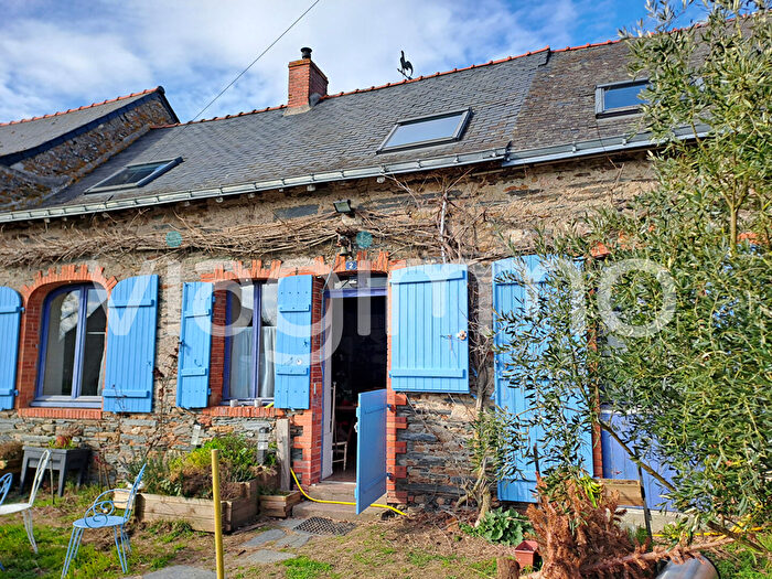 Maison à vendre - Grand-Auverné - 5 pièces - 3 chambres