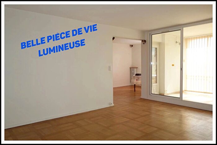 Appartement à vendre - Bagnols-sur-Cèze, Les Escanaux - 5 pièces - 3 chambres