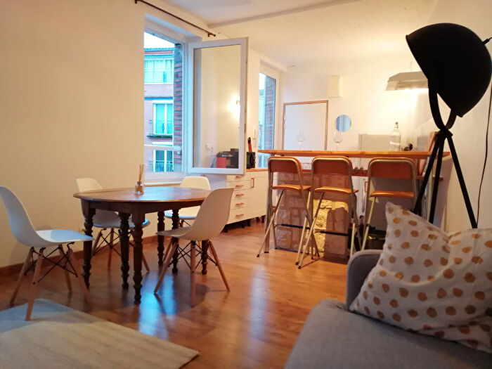 Appartement 2 pièces à Albi, Centre-ville, à louer
