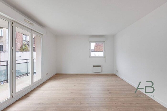 Moulins, Lille : Appartement 3 pièces à louer