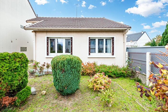 Maison à vendre - Noisy-le-Grand, Sud - 3 pièces - 2 chambres