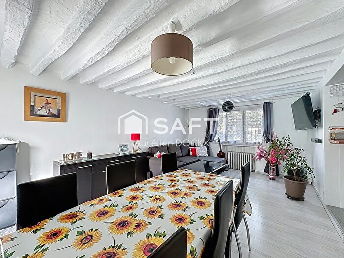 Maison à vendre - Chelles, Gambetta, Tournelles, Château Gaillard - 5 pièces - 4 chambres