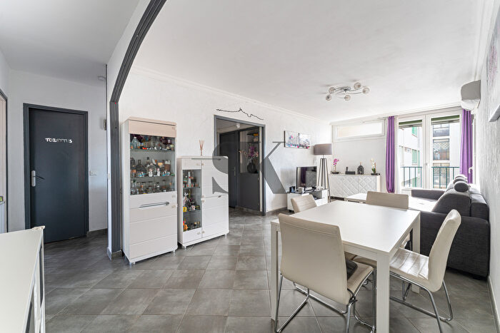 Appartement 4 pièces à vendre à Marseille 10ème, Saint-Tronc