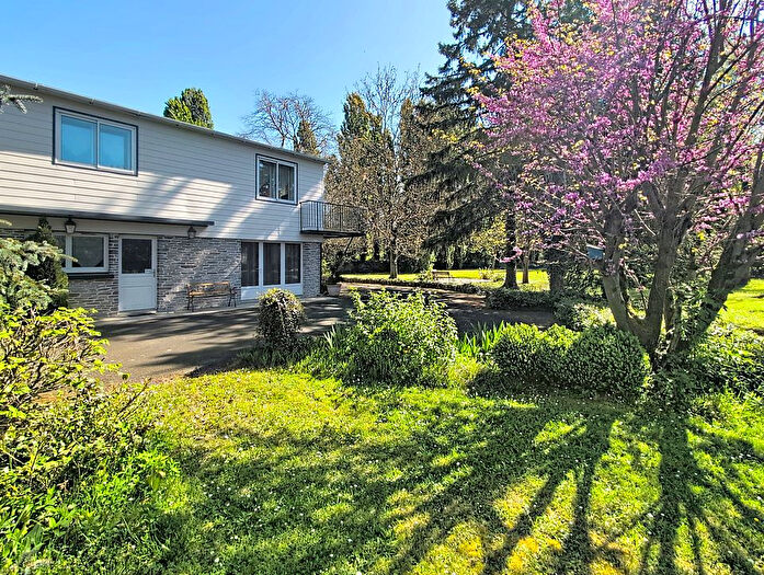 Maison 5 pièces à Saint-Sylvain-dAnjou, à vendre