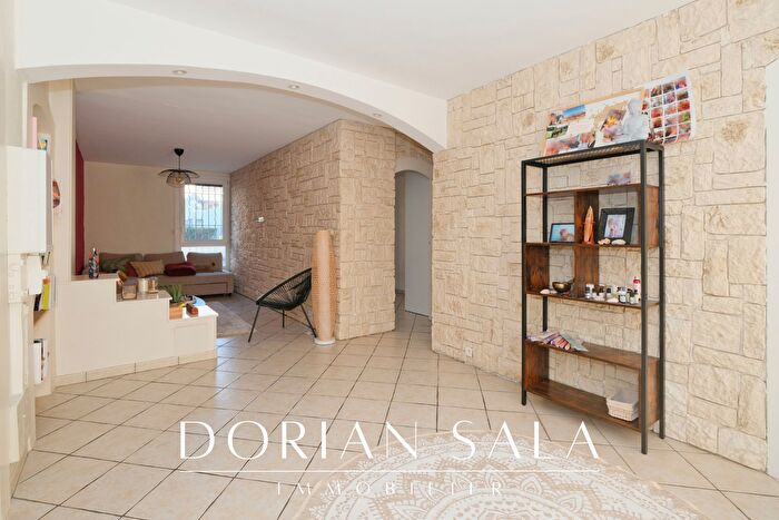 Marseille 12ème, Les Caillols : Appartement 3 pièces à vendre