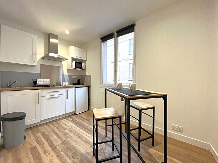 Centre-Hôtel de Ville, Limoges : Appartement 1 pièce à louer