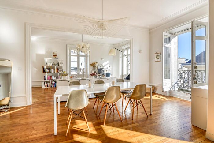 Appartement à vendre - Nantes, Centre-ville - 6 pièces - 3 chambres