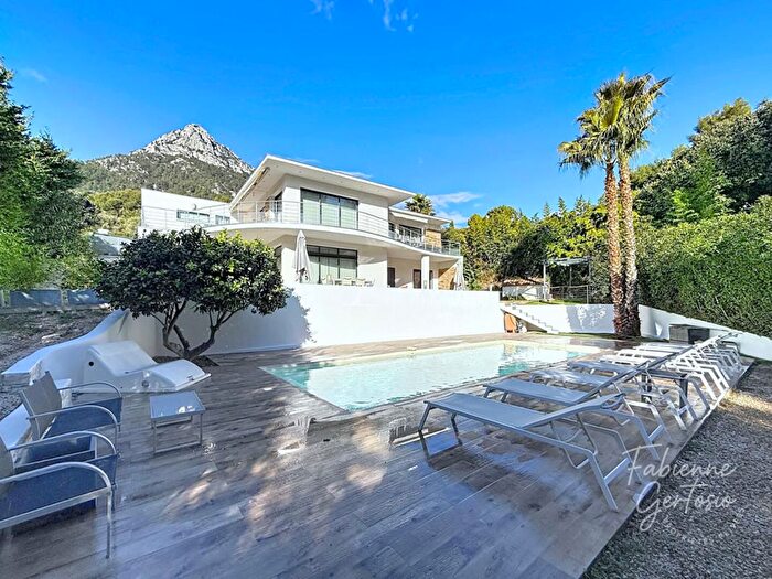 Maison à vendre - La Valette-du-Var, Libération - 7 pièces - 4 chambres