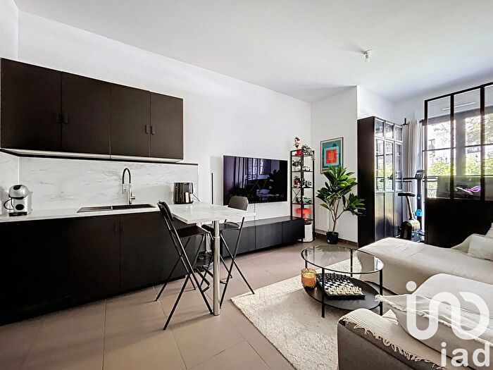 Appartement à vendre - Clamart, Jardin Parisien - 2 pièces - 1 chambre