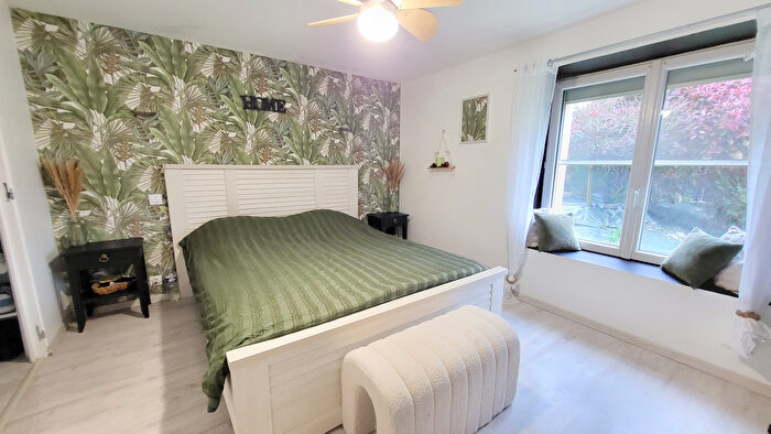 Maison à vendre - Grand-Auverné - 5 pièces - 3 chambres