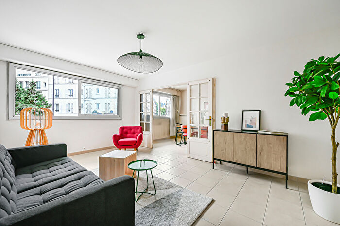 Appartement à vendre - Paris e , Bel-Air, Sud - 5 pièces - 4 chambres