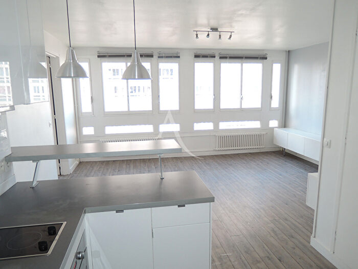 Appartement à louer - Paris e , Mouzaia - 2 pièces - 1 chambre