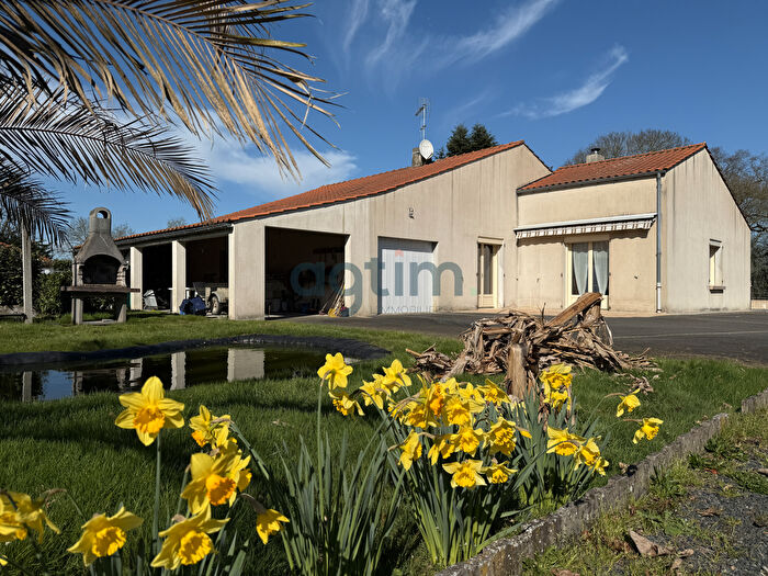 Maison à vendre - Boufféré - 5 pièces - 3 chambres