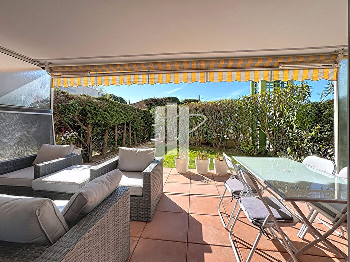 Saint-Raphaël, Centre-ville : Appartement 3 pièces à vendre