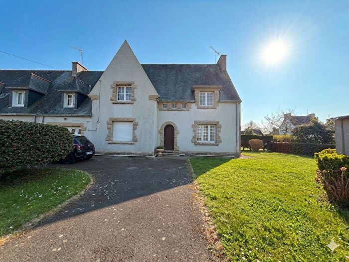 Maison à vendre - Guilvinec - 7 pièces - 4 chambres