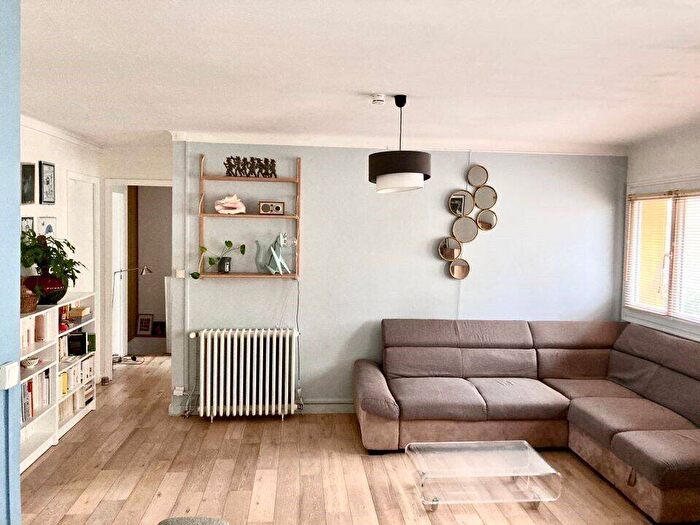 Appartement à louer - Patte dOie, Toulouse - 5 pièces - 4 chambres