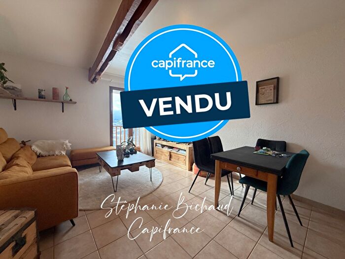 Appartement à vendre - La Rochette - 3 pièces - 2 chambres