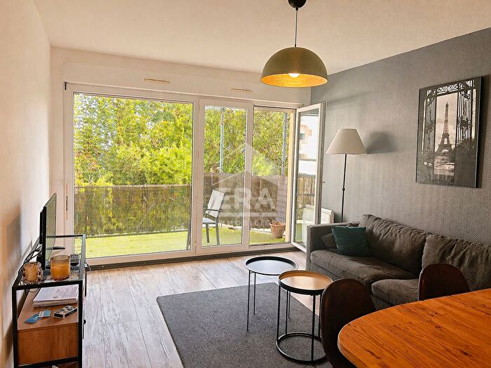Appartement à vendre - Pau, Centre-ville - 2 pièces - 1 chambre