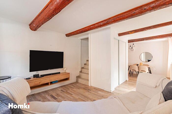 Maison à vendre - Coursan - 8 pièces - 6 chambres