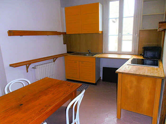 Appartement 1 pièce à Pont-Sainte-Maxence, Sarron, à louer
